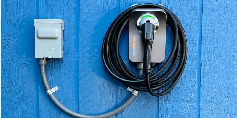 Here's How Much it Costs to Install a 240V Outlet in Your Garage ...